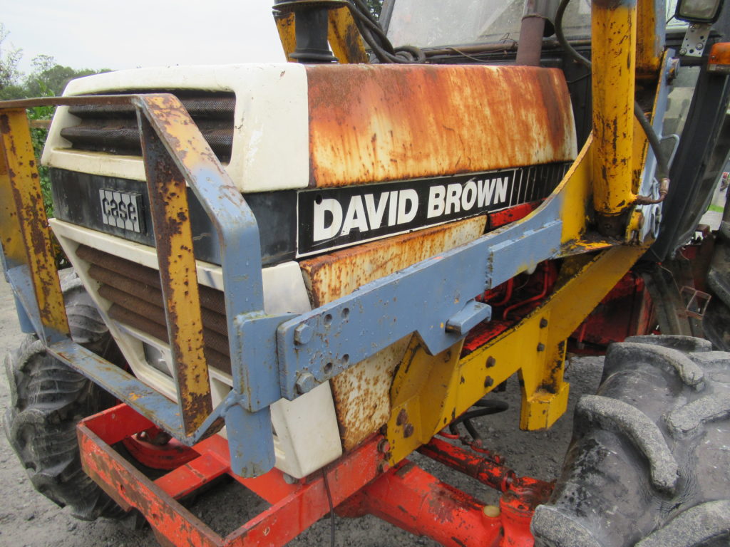 David Brown 1490 4wd c/w standard gearbox, pick up hitch, hook type ...