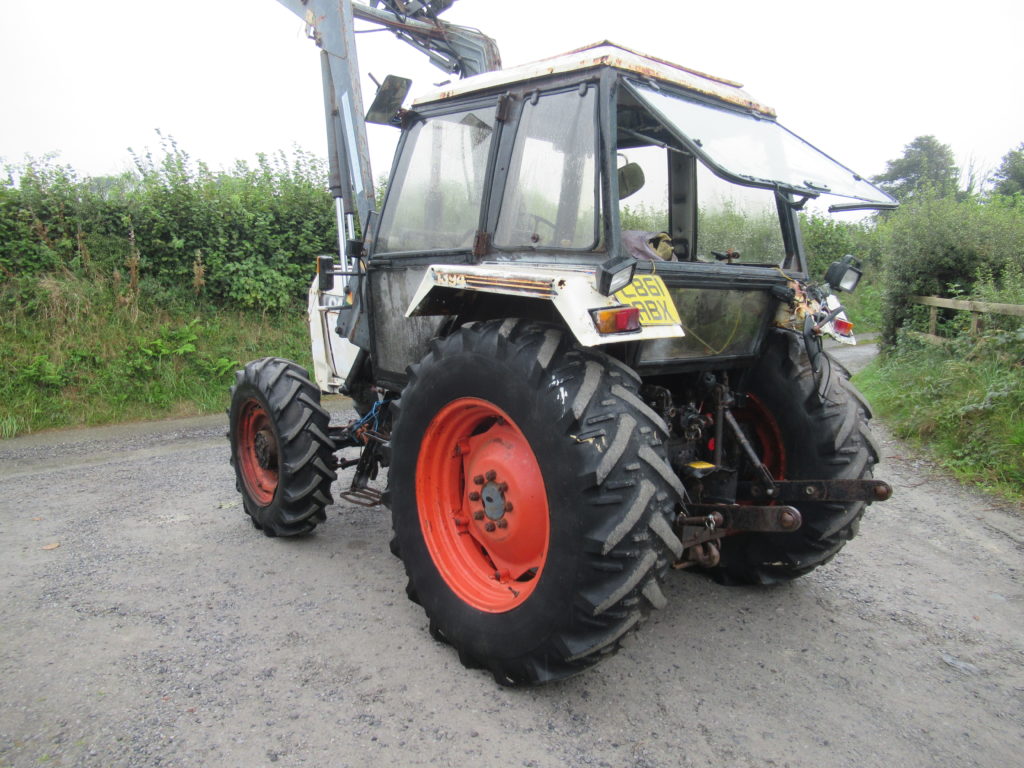 Case 1394 4wd Standard gearbox c/w Farmhand Loader with Quicke Euro ...