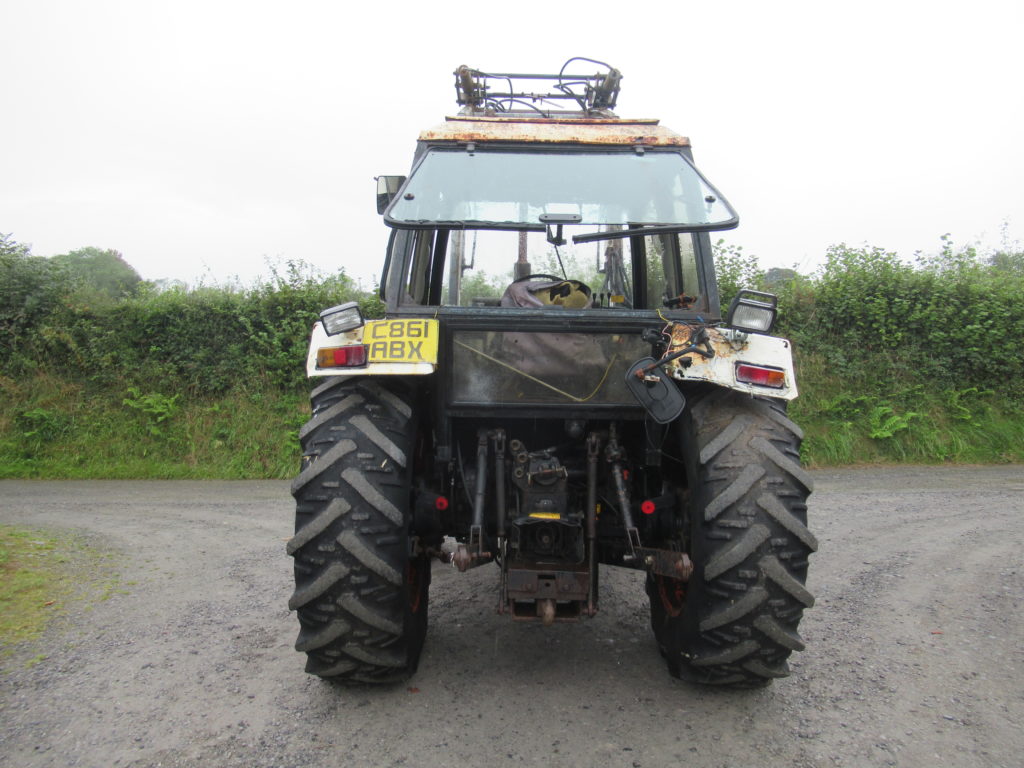 Case 1394 4wd Standard gearbox c/w Farmhand Loader with Quicke Euro ...