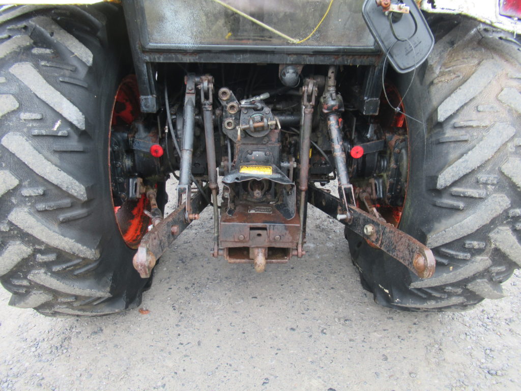 Case 1394 4wd Standard gearbox c/w Farmhand Loader with Quicke Euro ...