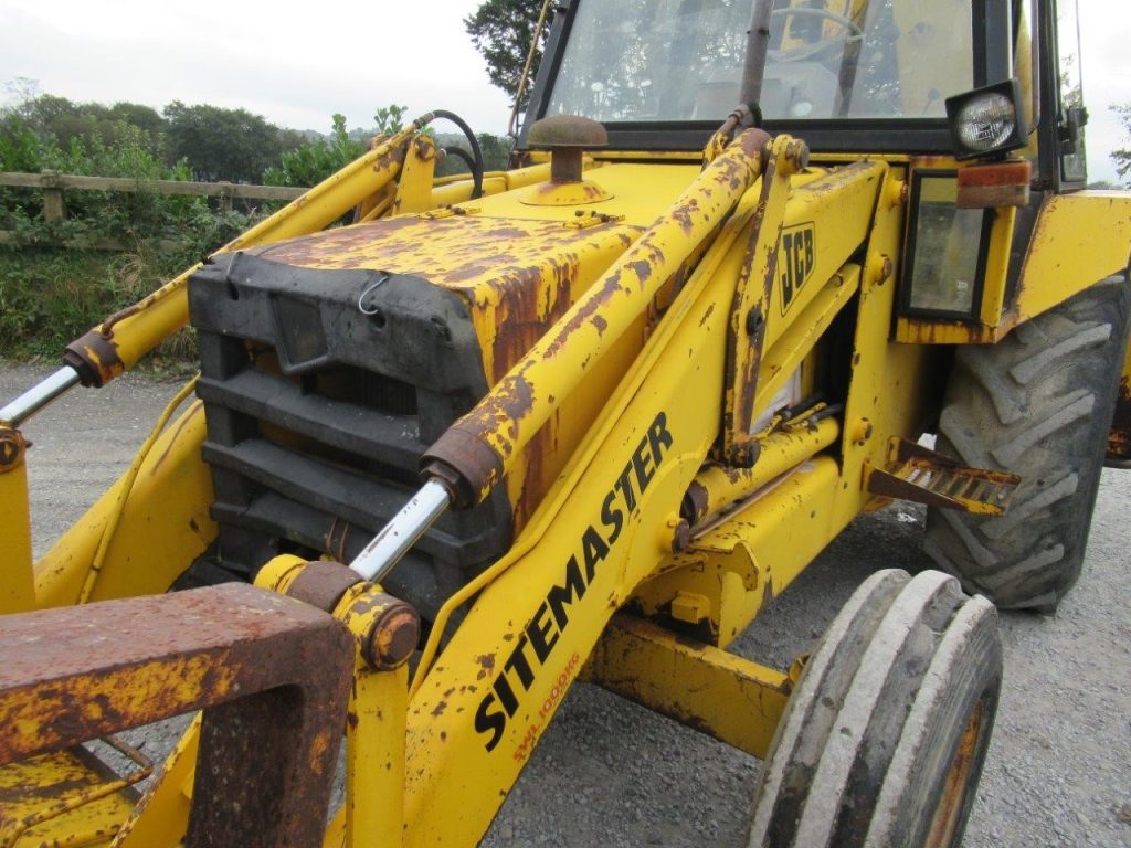 JCB 3CX 2WD c/w 4 in 1 Bucket with pallet forks, rear back acter ...