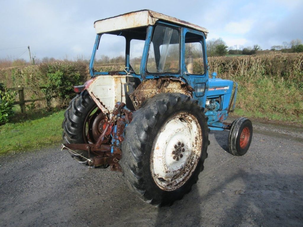 Ford 5000 c/w the original engine. Sounds perfect. This tractor has ...