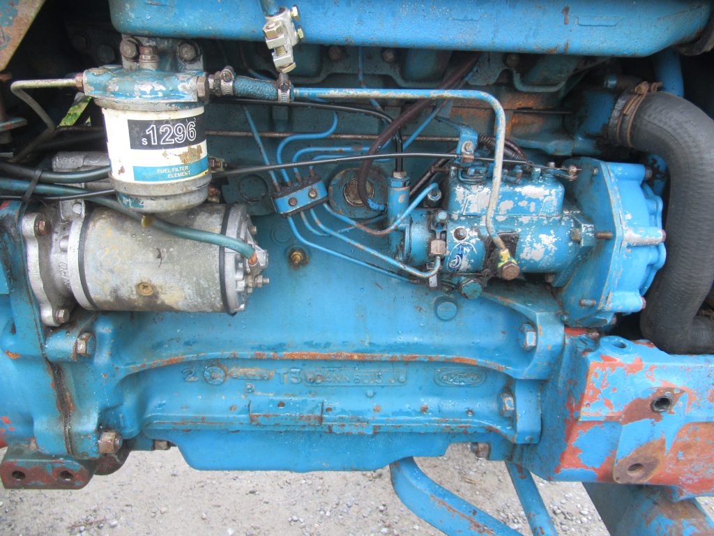Ford 5000 c/w pick up hitch and original engine block. Runs a treat £ ...