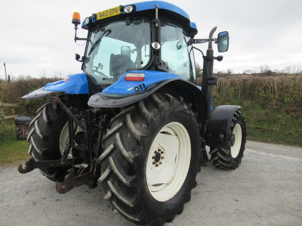 New Holland T6030 Elite 4wd c/w 40k SLE gearbox, front weight block ...